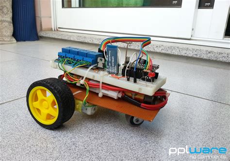 arduino robot controlado por movimentos do telemóvel