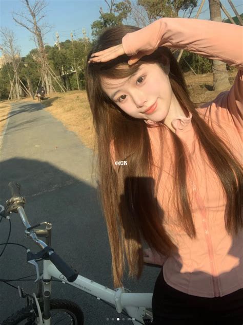 超市驚見「仙氣白皙美腿正妹」！一摘口罩更驚豔「激似韓劇女主角」 Teepr 亮新聞