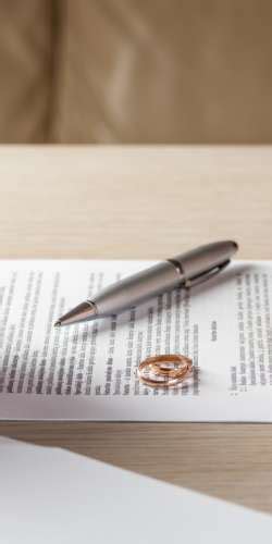 Diy Divorce Cost And Process Of Divorcing Without A Solicitor