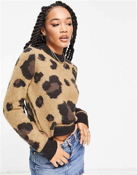 Fred Perry X Amy Winehouse Sweater In Leopard Asos