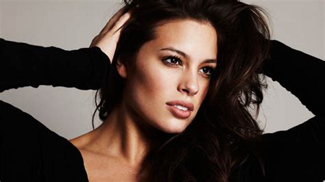 Reasons Why We Are Following Ashley Graham On Instagram Flavourmag