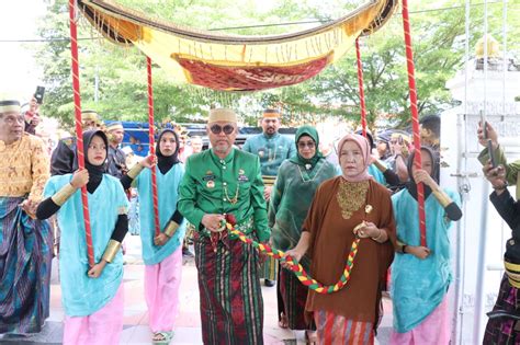 Silaturahmi Di Istana Datu Luwu Rombongan Bupati Luwu Timur Disambut