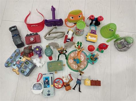 Іграшки з макдональдс б в — ціна 12 грн у каталозі Іграшкові фігурки Купити дитячі товари за