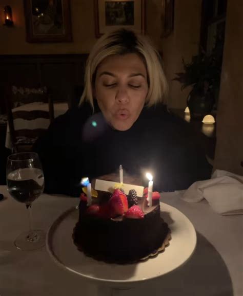 Inside Kourtney Kardashians Dream Birthday From Huge Bouquets To