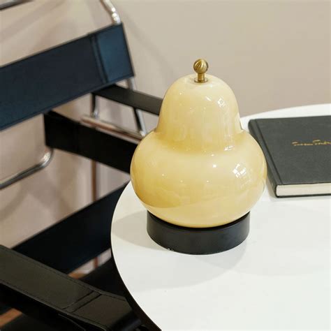 Pear Table Lamp Mooielight Pear Table Lamp