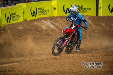 Blow By Blow Race Recap From Fim Wsx On The Gold Coast Mcnews