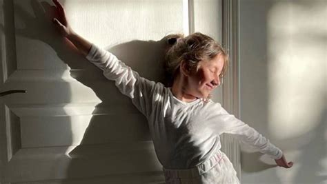 Syras Daughter Nooreh Meets Bts Member Jung Kook