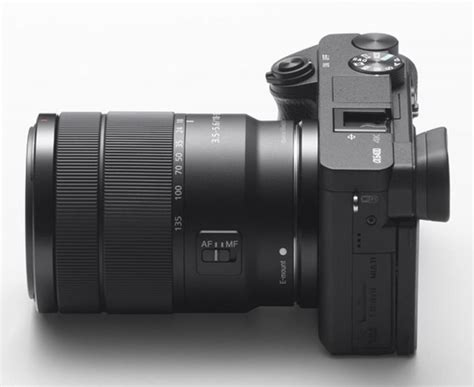Sony Alpha ILCE-6400 + 18-135mm OSS black - Foto Erhardt