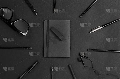 黑色的品牌模型