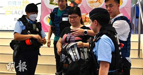 記協指麥燕庭六四當日在旁觀察亦屬採訪技巧 促警交代有何可疑之處 質疑警員之間溝通或有誤 1254 20230607 港聞