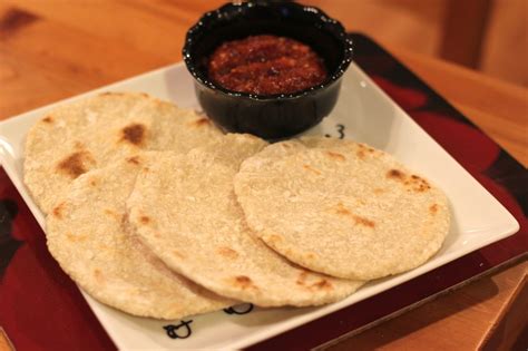Pol Coconut Roti And Lunu Miris Akkis Kitchen
