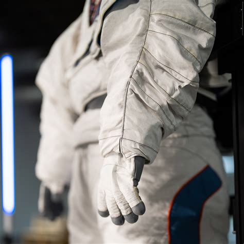 Nasa Revives Worm Logo And Debuts Spacex Spacesuits