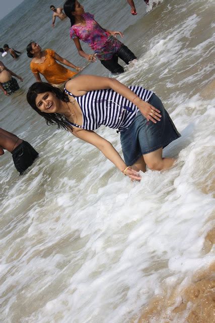 Very Bold Desi Indian Girls In Bikini Desi Indian Girls
