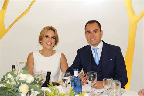 El Exjugador Del Mora Javier Mínguez Contrae Matrimonio