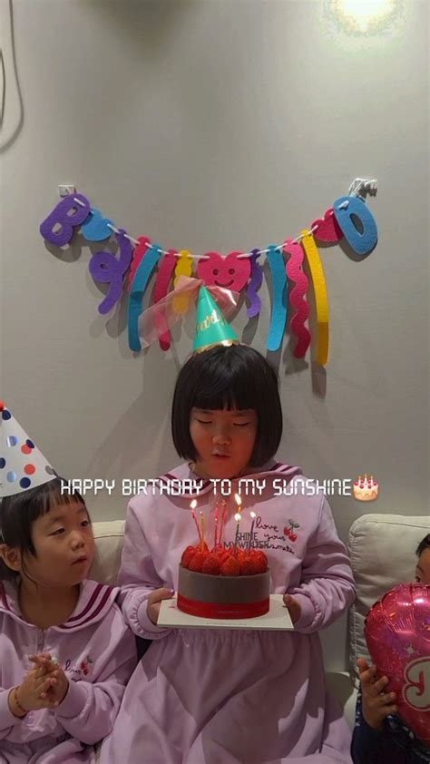 👧seojee〰️ 선생님이 되고 싶은 8살 마법사가 되고 싶은 6살 내딸들아 올해는 부디 조금만 싸워주겠니🙄파이트금지🚫 현실자매 자매싸움 딸둘맘 8