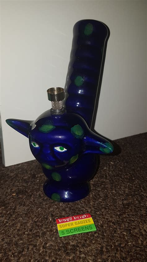 Bought My First Ever Bong Today 😂 Rweed