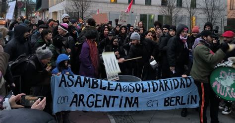 Movilizaciones En Europa Y Latinoamérica En Apoyo Al Paro En Argentina