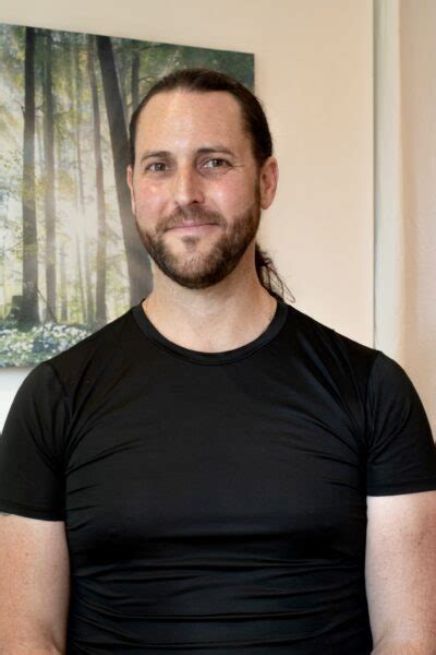 Male Masseurs And Gay Massage Therapists