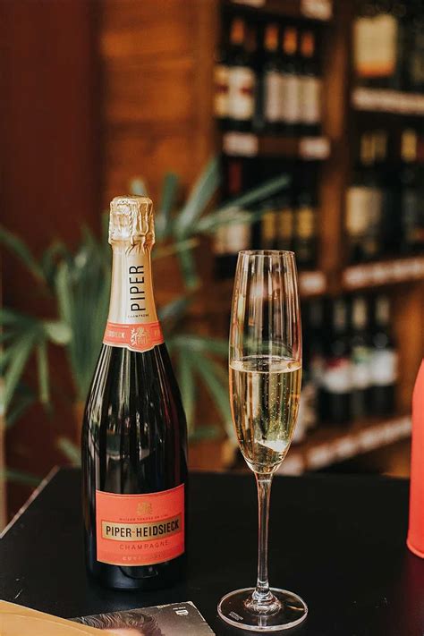 Champagne Piper Heidsieck Cuvee Brut Giá Tốt Nhất