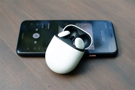 Google Pixel Buds Review 2020 Truly Smart Earbuds Engadget