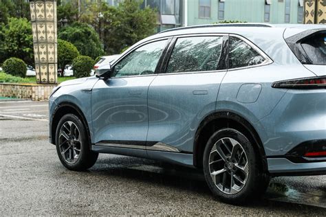 【长安cs75plus第四代 1 5t 新蓝鲸旗舰型外观细节图片 汽车图片大全】 易车