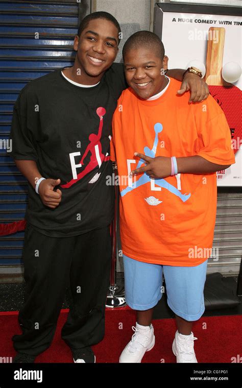 Aug 25 2007 Los Angeles California Usa Actors Chris And Kyle