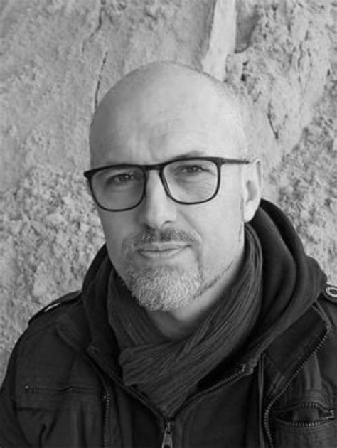 Bonfils Cédric Invenit édition Et Design Graphique