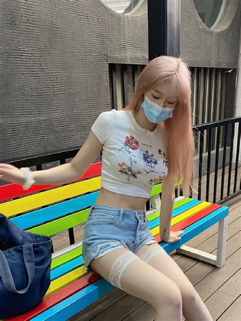 涨姿势微语录0426爸爸们担心他们十几岁的女儿的原因是因为他们记得自己是十几岁男孩和年轻男人时候 涨姿势