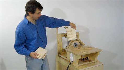 How the pantorouter works - YouTube