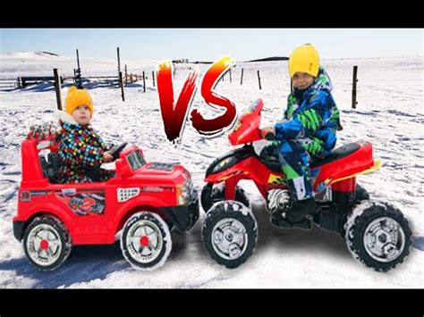 Дамик и малыш Тима играют в машинки. Красные машинки - YouTube