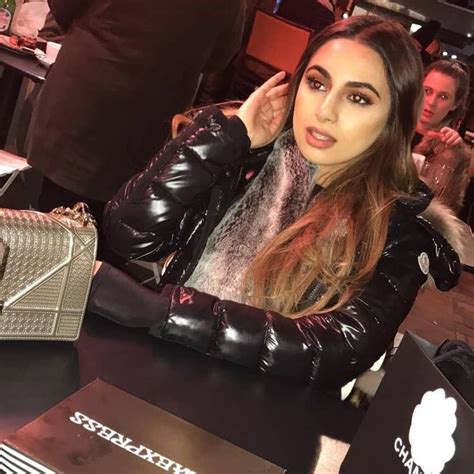 Moncler Downjacket Daunenjacke Daunenjacke Jacken Regenjacke