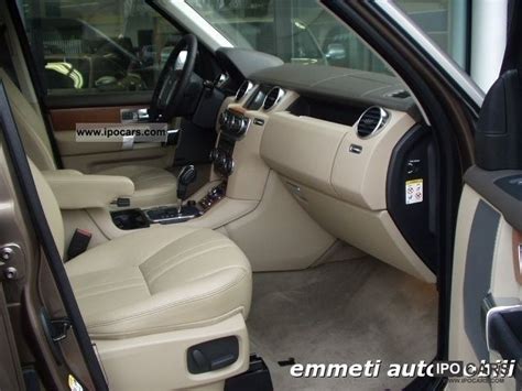 Land Rover Discovery TDV HSE Car Photo And Specs