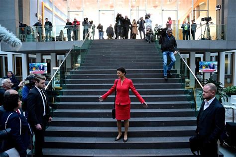 Wagenknecht Partei Groß Bei Ost Wahlen Umfrage Weckt Zweifel