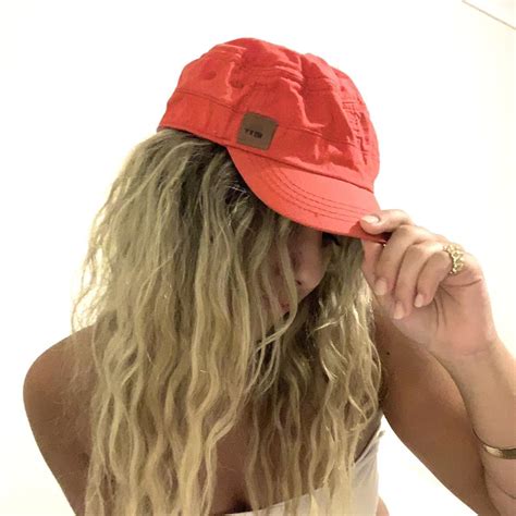 Vintage 00s Roxy Hat Rare 00s Red Roxy Womens Depop