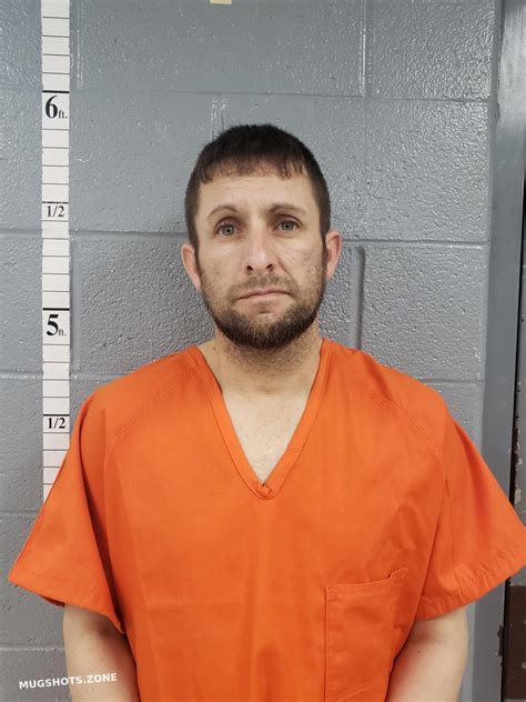 Weaver Cornelius Savage Iii 03 25 2023 Bullitt County Mugshots Zone