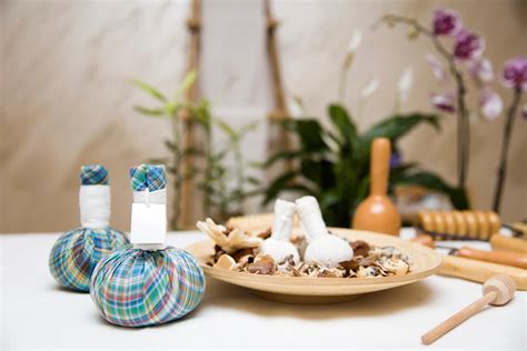 Massage Accessories 10 Essentials For Your Treatments