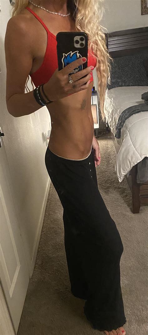 All I Wear Is Low Rise 😈🤷‍♀️ Scrolller