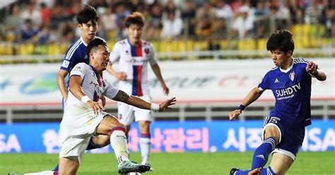 김병오 공을 밟았어