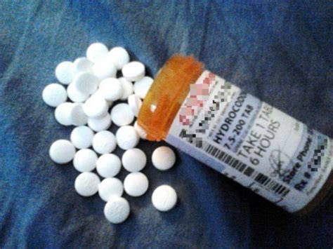 Seeking To Clarify Its Opioid Prescribing Guidelines CDC Joins FDA In