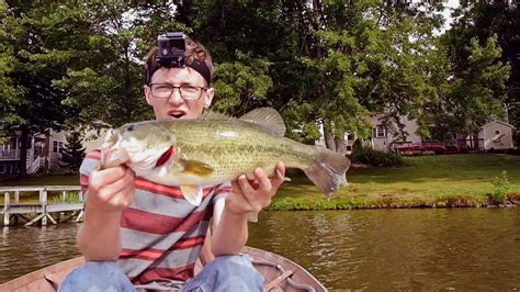 Summer Bass Fishing Youtube