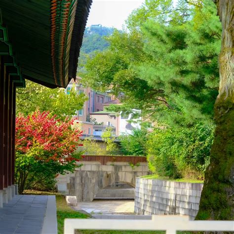 Museum 조선 초기부터 조선의 가장 마지막 아니 그 이후 대한제국 시기까지 법궁이자 왕족의 공간으로 이어져오며 다양한 건축양식을 품은 궁궐 그 가치를 인정받아