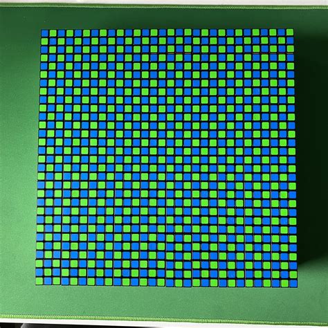 Checkerboard Pattern On Gan Mosaic Rcubers