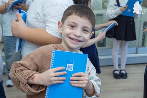 ბათუმის 📚👧👦 ბათუმის შოთა რუსთაველის სახელმწიფო უნივერსიტეტმა N15 საჯარო სკოლის პირველი კლასის