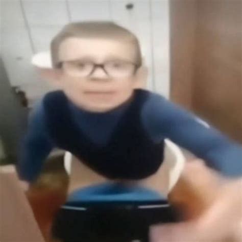 Пин на доске МЕМЫ