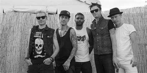 Sum 41 To Break Up Pitchfork