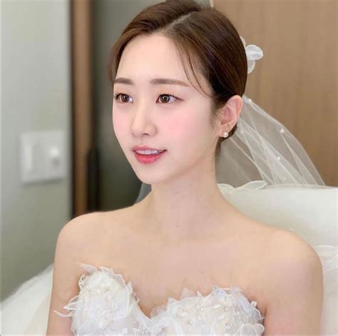 Wedding Updo에 있는 Hannah Chung님의 핀 신부 머리 웨딩 헤어스타일 웨딩헤어