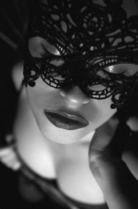 Pin By Puspita Ramadhania On Wonderer In 2020 Seductive Women Boudoir Shoot Ideas Boudoir