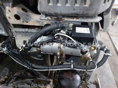 HINO 700 установка автономного предпускового дизельного подогревателя ...