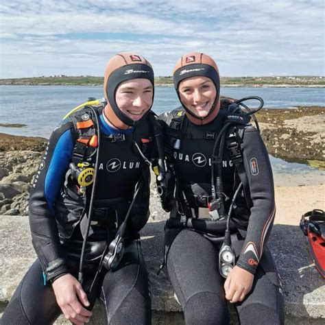 Pin By Diveman On Scubagirls In 2024 Scuba Diver Girls Scuba Girl