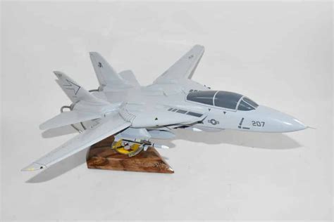 Vf 103 Sluggers F 14a 1991 Model 1 42 18 Scale Mahogany Navy